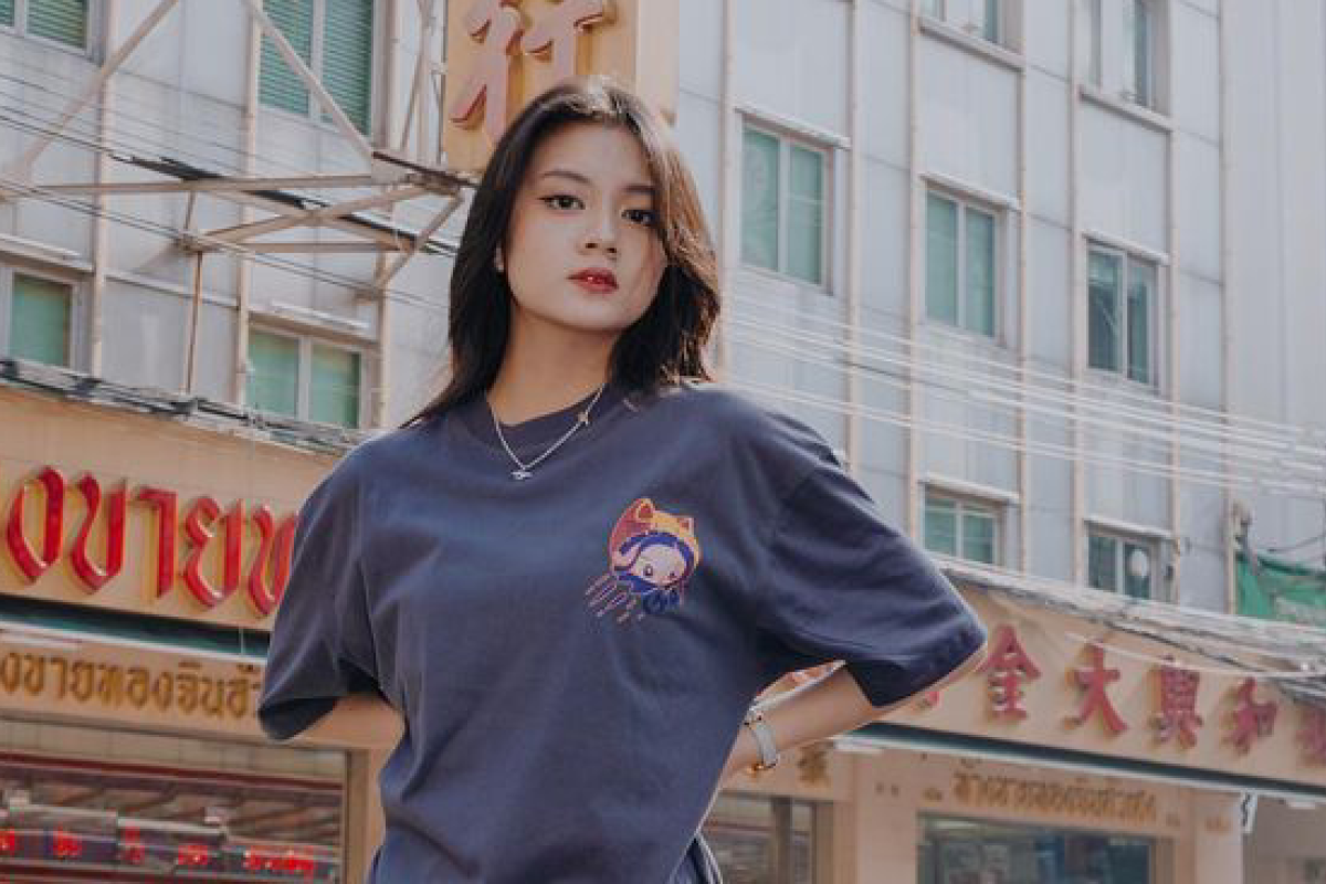 BIODATA Umur Christy JKT48, Member Termuda yang Viral Karena ...